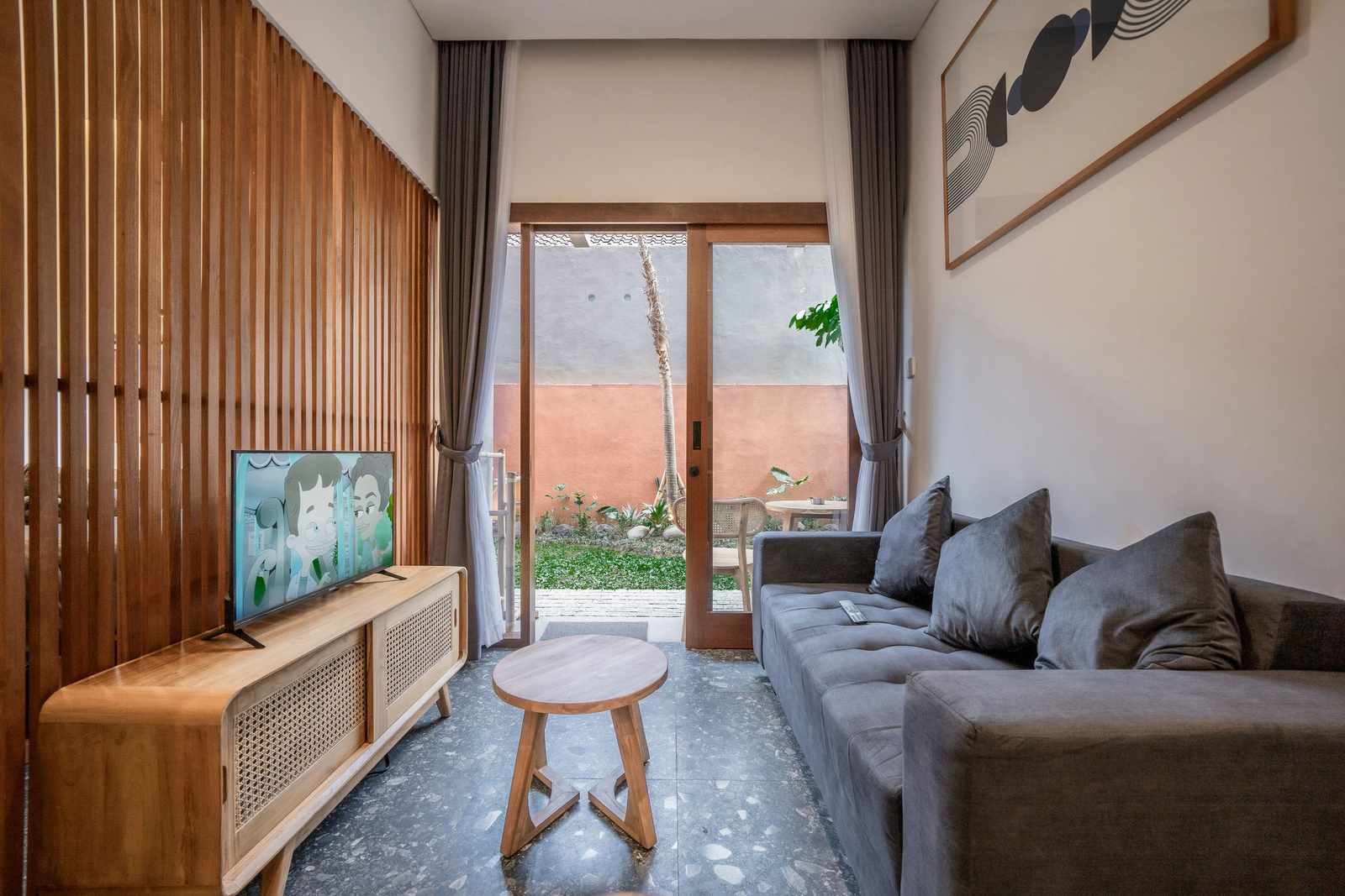 Kumiko: Modern Apartment with Living & Kitchen - House of Reservations